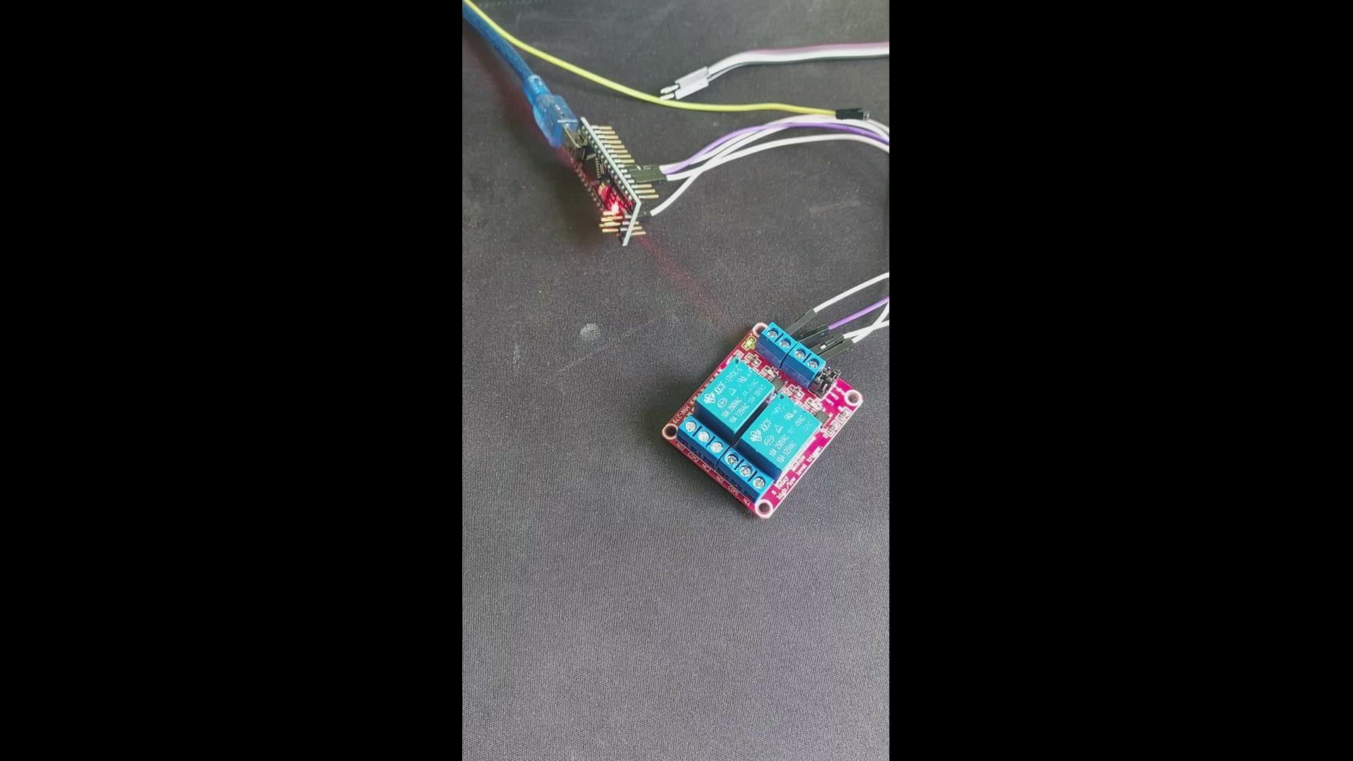 Moduł przekaźnikowy nie działa prawidłowo z Arduino Nano