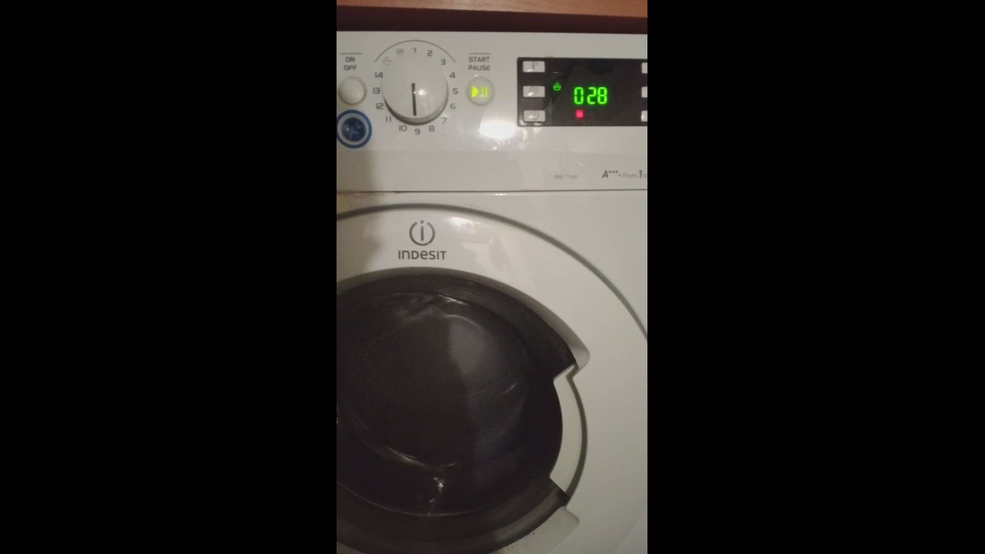 Pralka Indesit XWE 71483X W EU.1 - głośna praca przy, czy możliwe ...