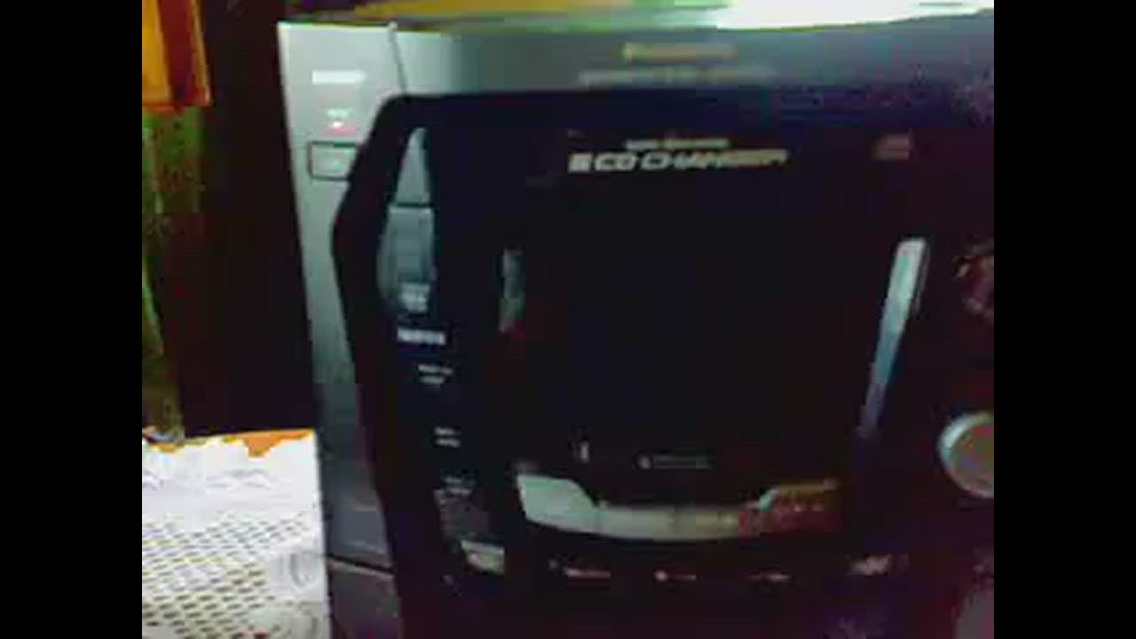 Nie zawsze włączająca się wieża Panasonic SA-AK200