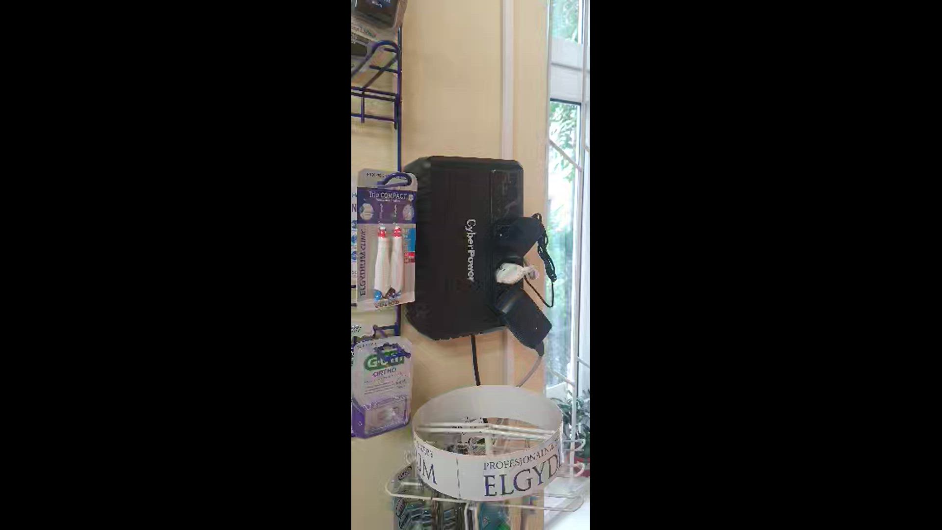 UPS CYBERPOWER BU650E-FR - losowe piszczenie mimo zasilania w sieci